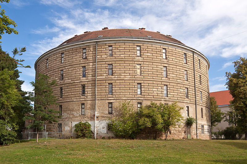 Il Narrenturm di Vienna: storia e curiosità della "torre dei folli ...